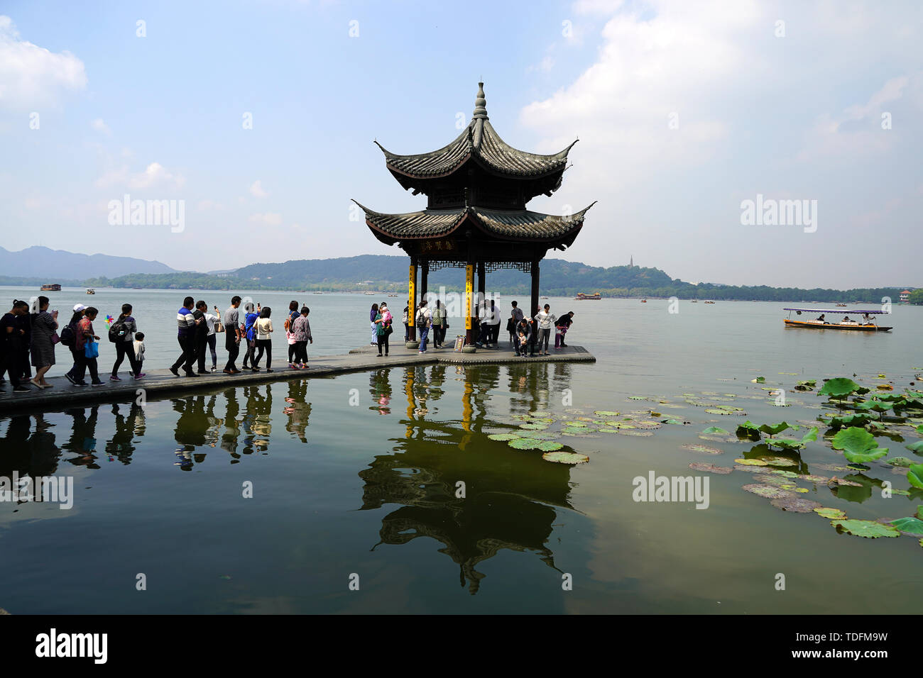 Jixian Pavilion, West Lake, Hangzhou Stock Photo - Alamy