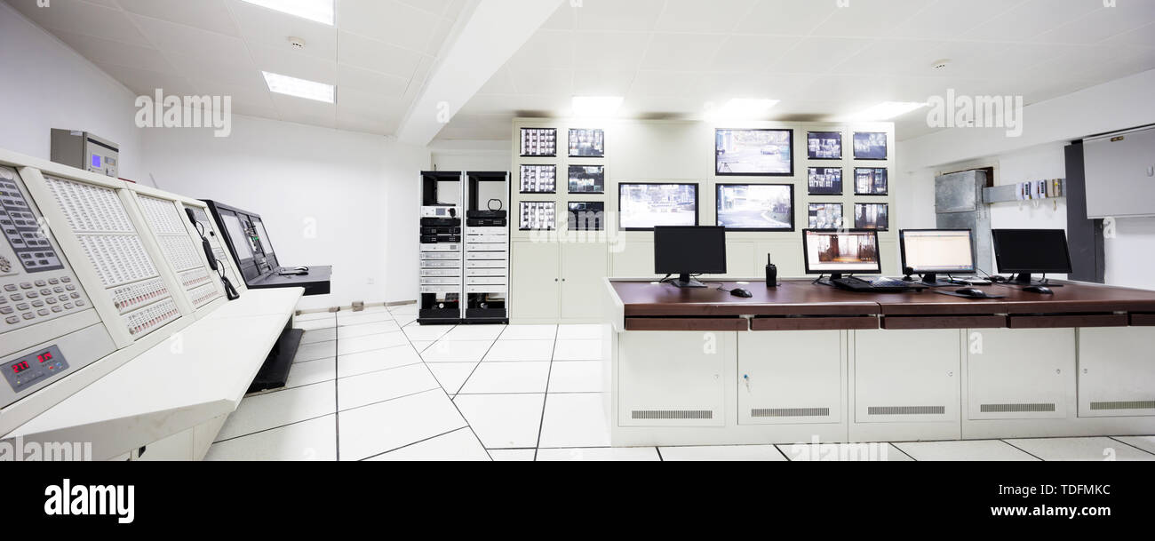 Cctv control room hi-res stock photography and images - Alamy