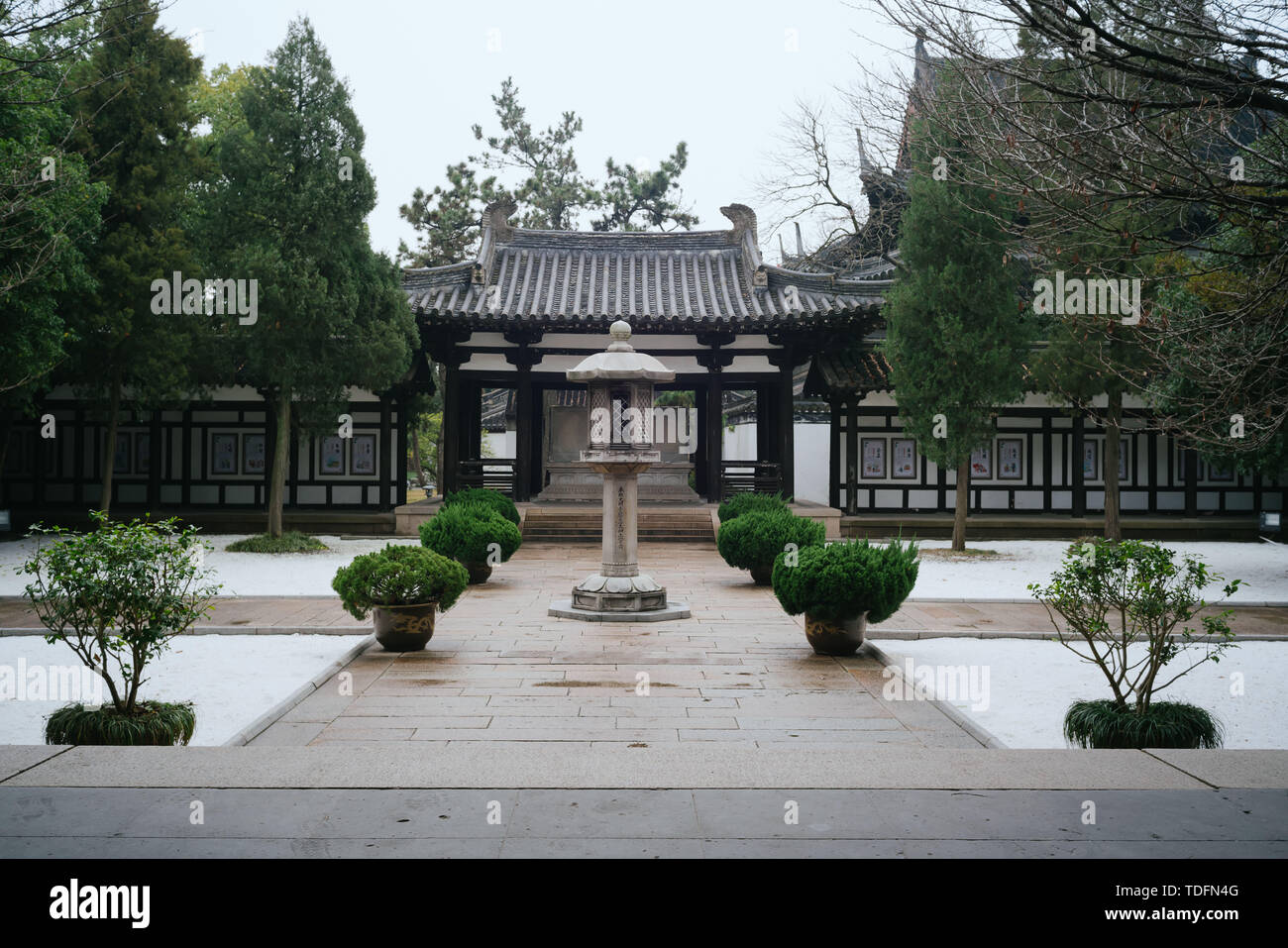 The beauty of Jiangnan gardens and courtyards Stock Photo - Alamy