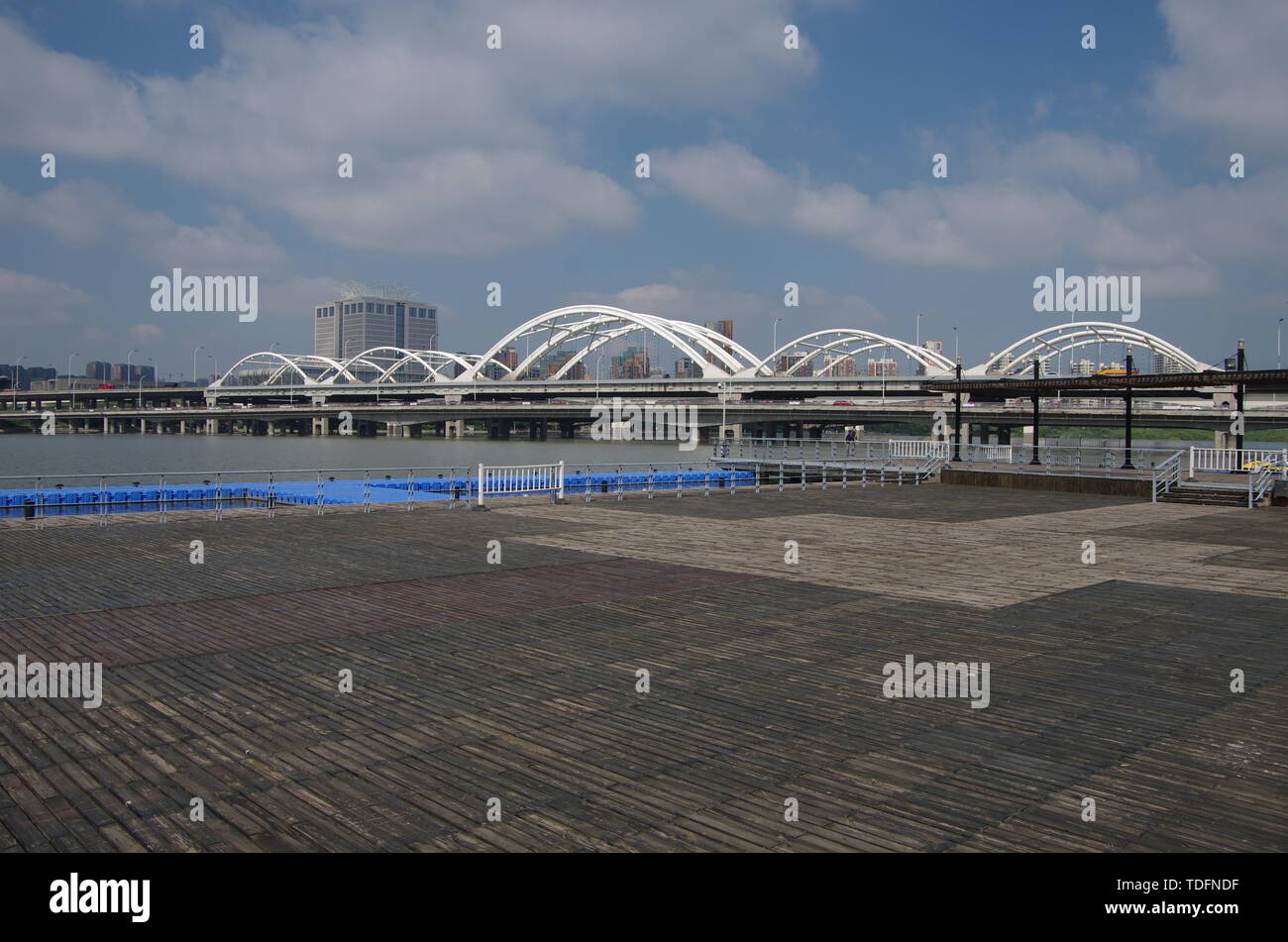 Guangyun bridge hi-res stock photography and images - Alamy