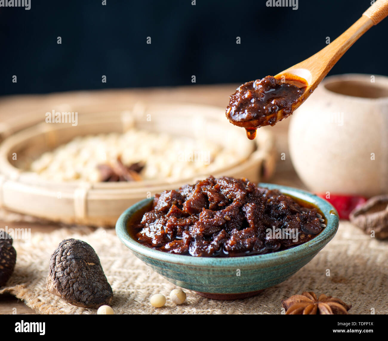 Shiitake mushroom sauce hi-res stock photography and images - Alamy