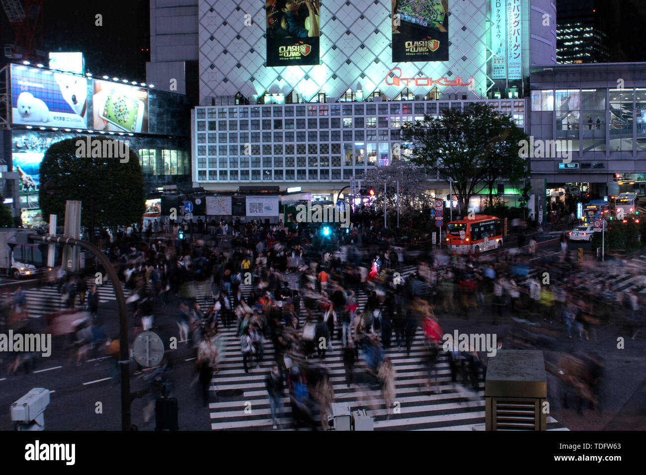 Shibuya Crossing, Tokyo, Japan Stock Photo - Alamy