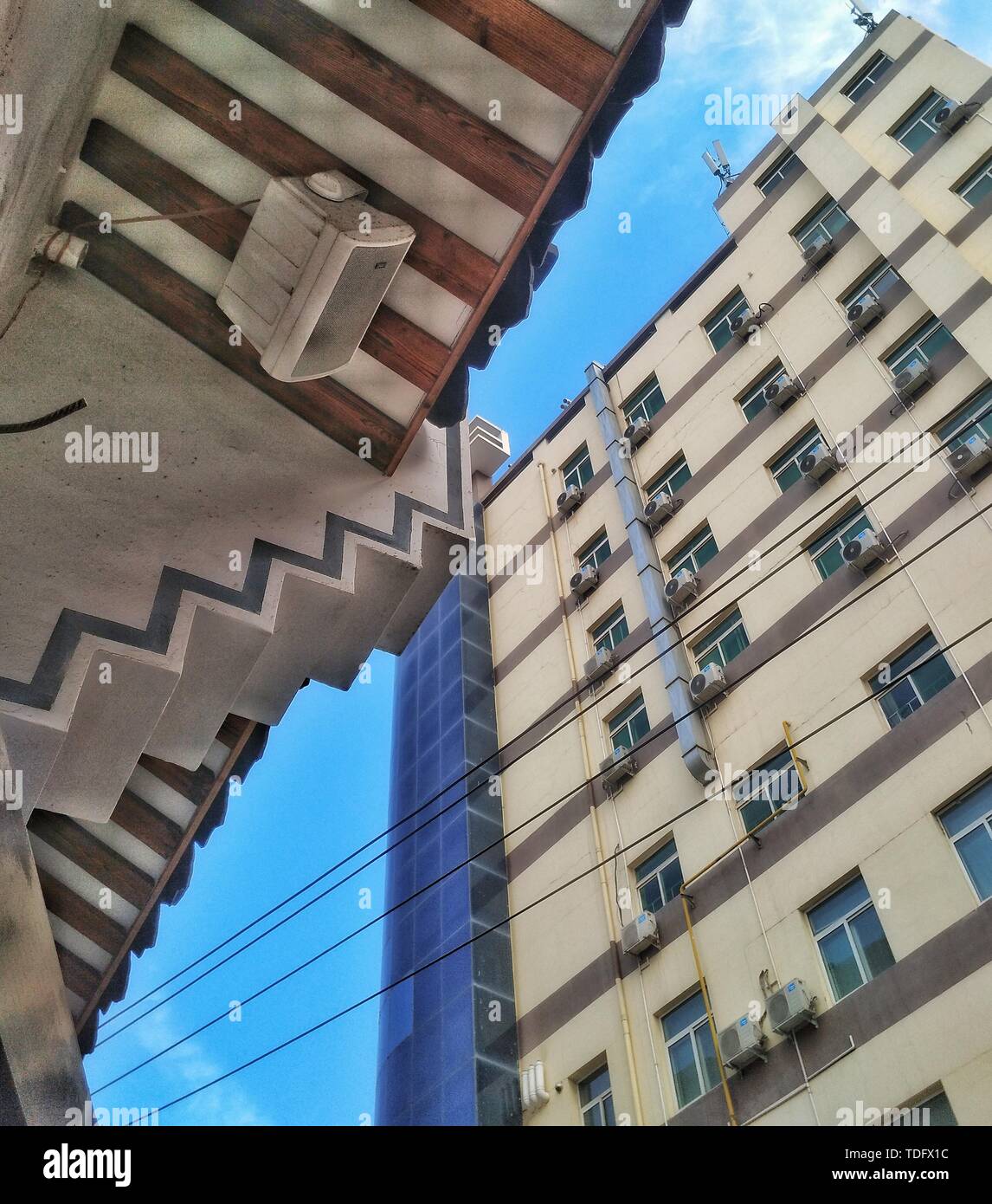 Teaching perspective hi-res stock photography and images - Alamy