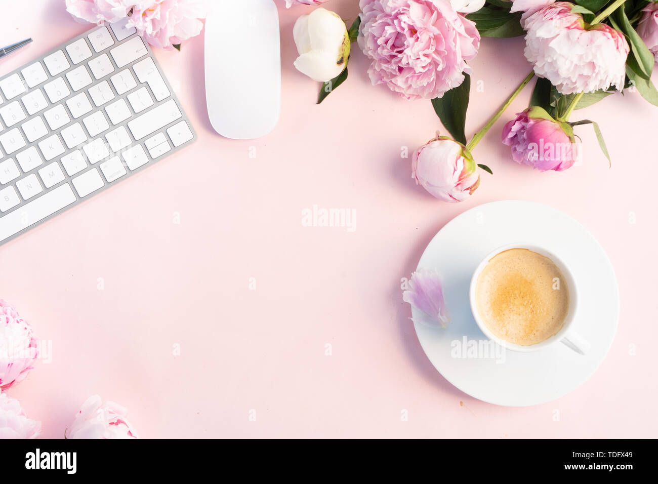 Top view home office workspace Stock Photo - Alamy