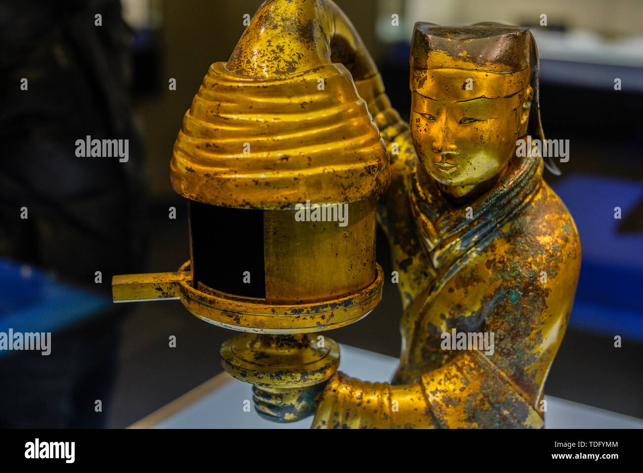 Han tomb objects hi-res stock photography and images - Alamy