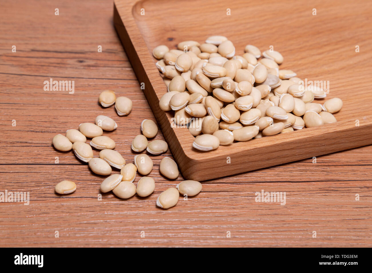 Chinese herbal plants ---White lentils Stock Photo - Alamy