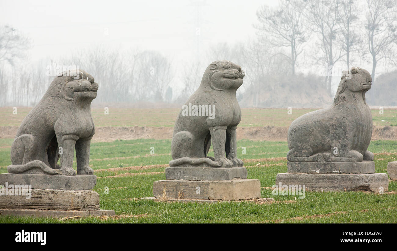 Stone statue of Song Ling Stock Photo - Alamy