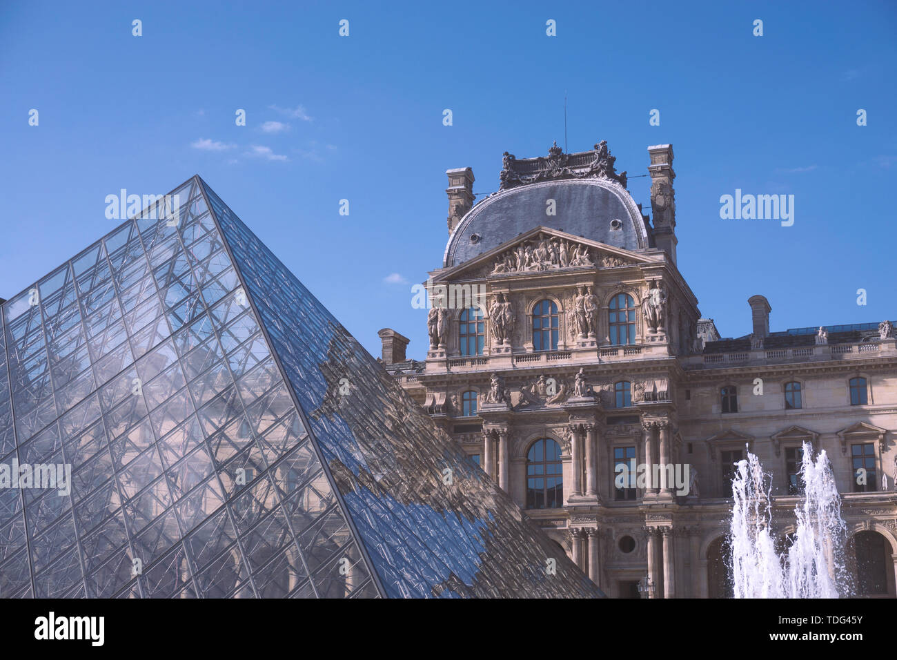 Museum louvre protection hi-res stock photography and images - Alamy