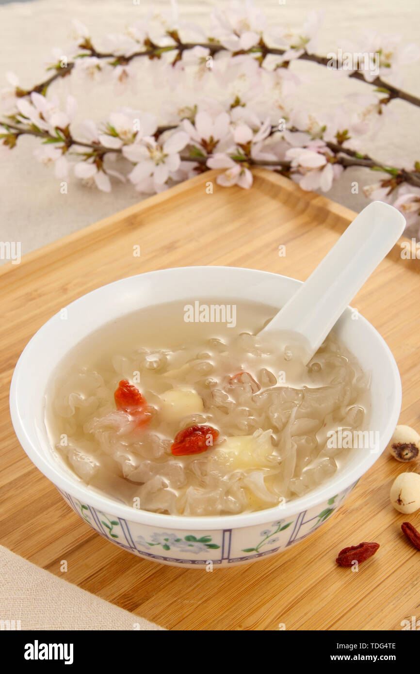 Silver ear soup hi-res stock photography and images - Alamy