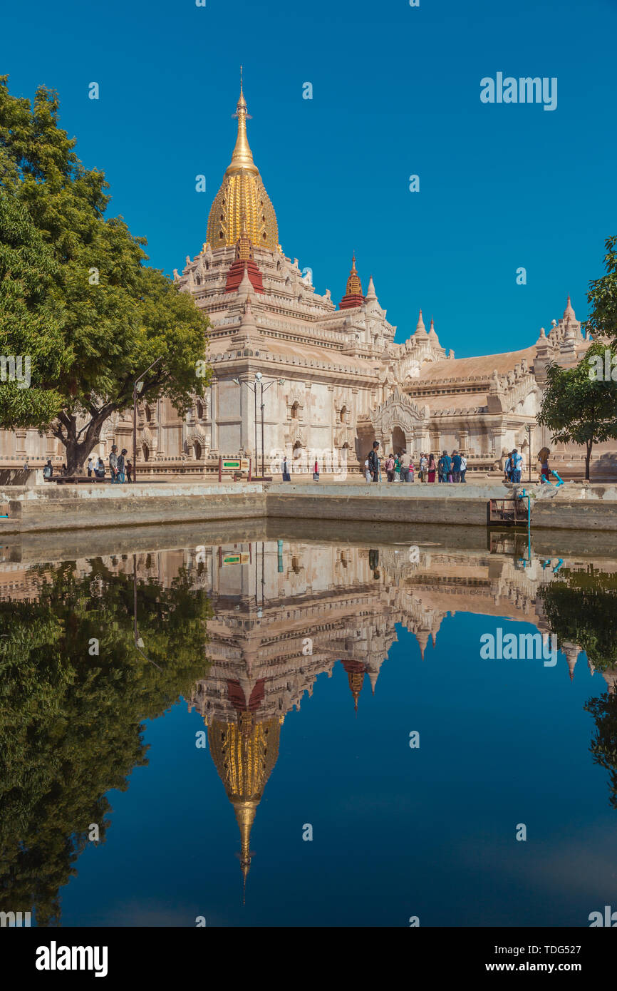 Pugan Ananda Temple Stock Photo - Alamy