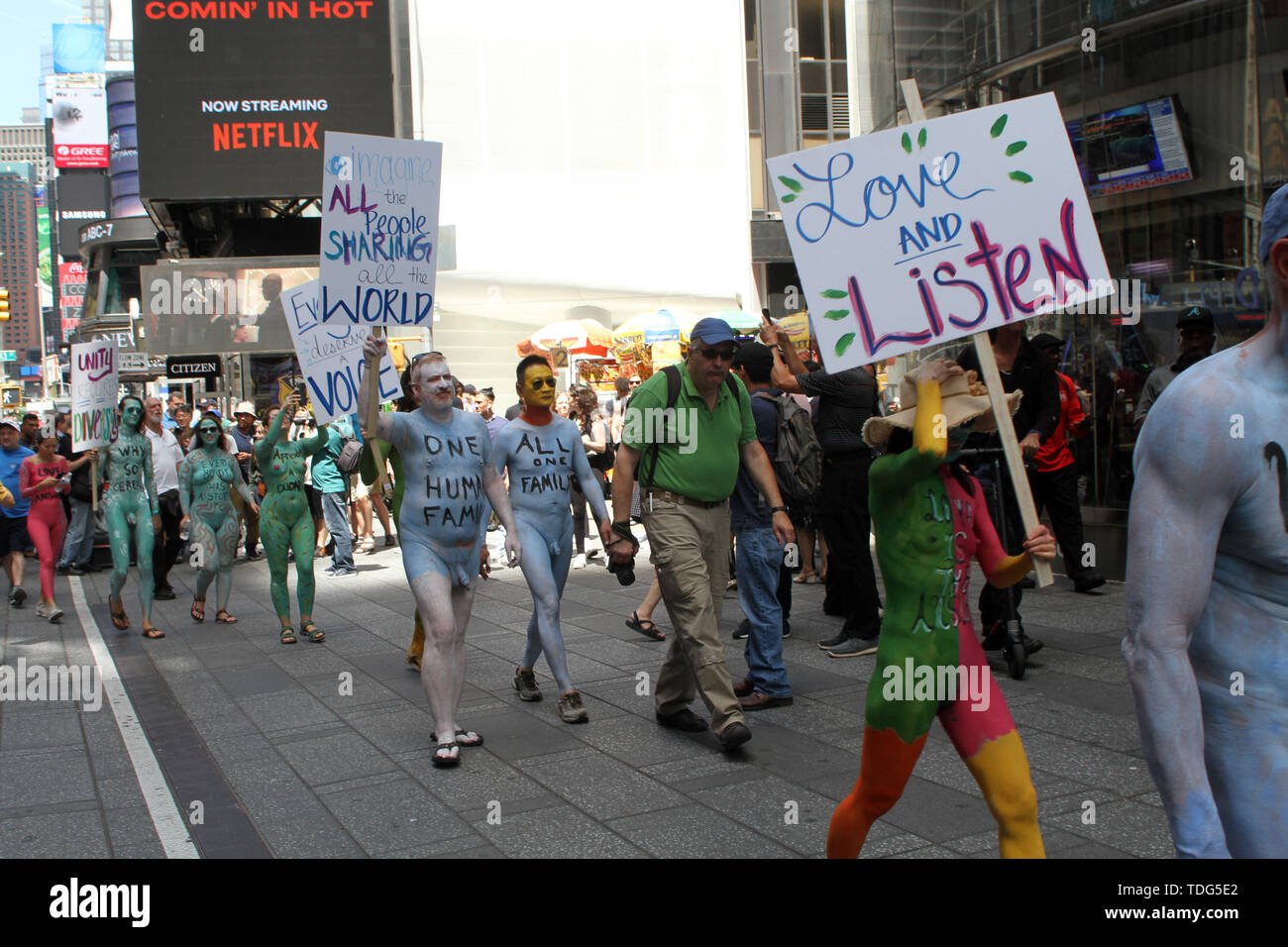 2207 broadway hi-res stock photography and images - Alamy