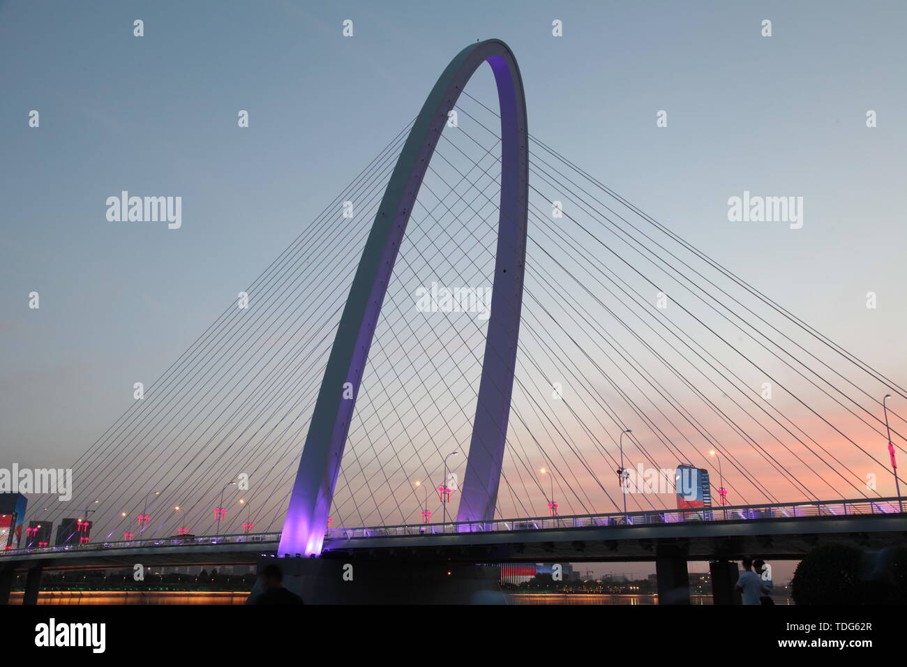 Rainbow Bridge on the Bahe River in Xi'an Stock Photo - Alamy