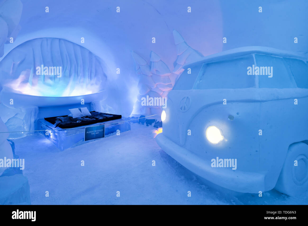 The world's coldest hotel visits an ice hotel in the Arctic Circle ...