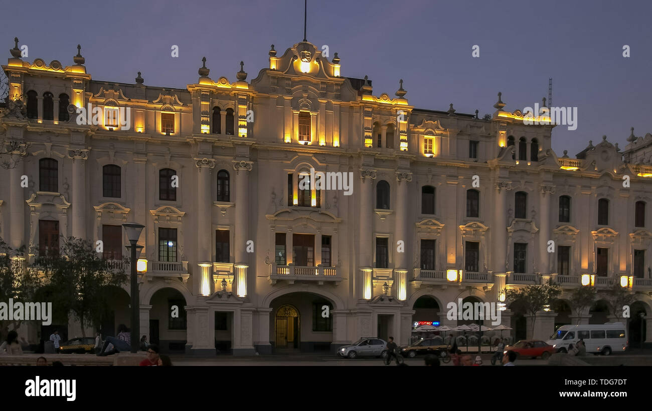 LIMA, PERU- JUNE, 12, 2016: dusk shot of an historic building at plaza ...