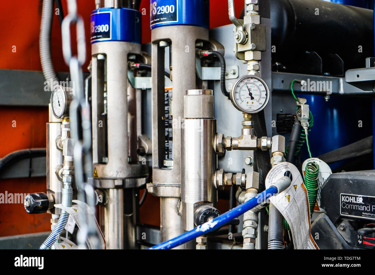 Line marking machine hi-res stock photography and images - Alamy