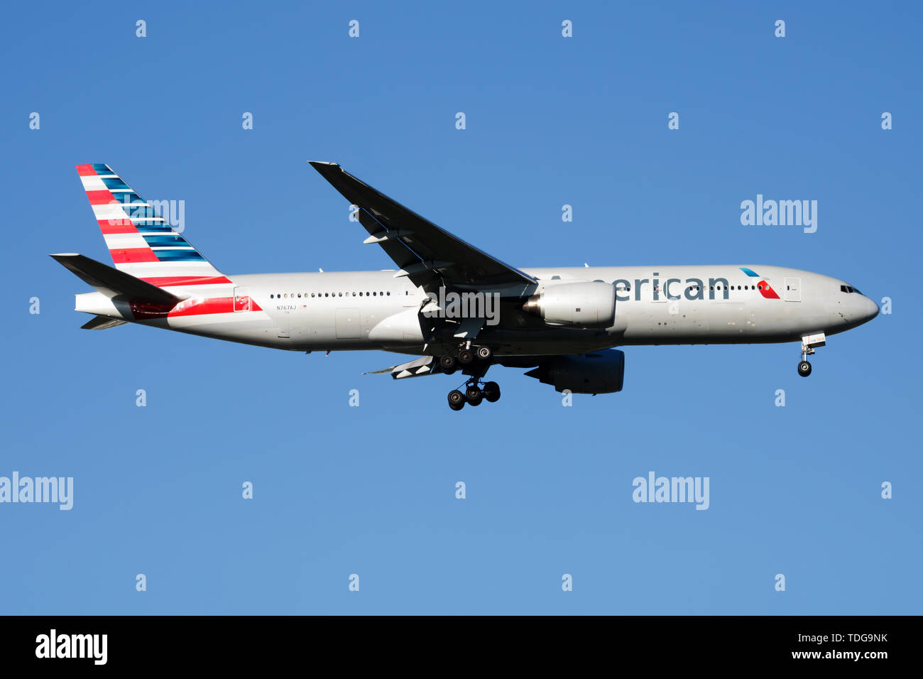 MADRID / SPAIN - MAY 2, 2016: American Airlines Boeing 777-200 N767AJ ...