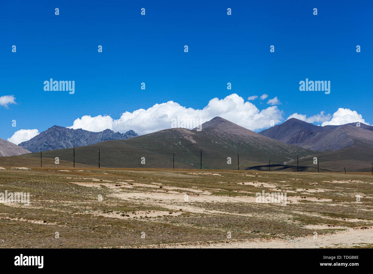 Ruts in pavement hi-res stock photography and images - Alamy