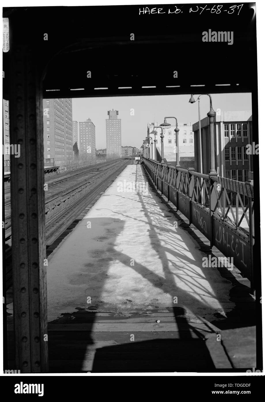 Third avenue line hi-res stock photography and images - Alamy