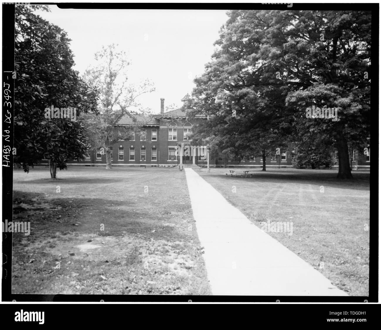 St elizabeth’s hospital washington Black and White Stock Photos ...