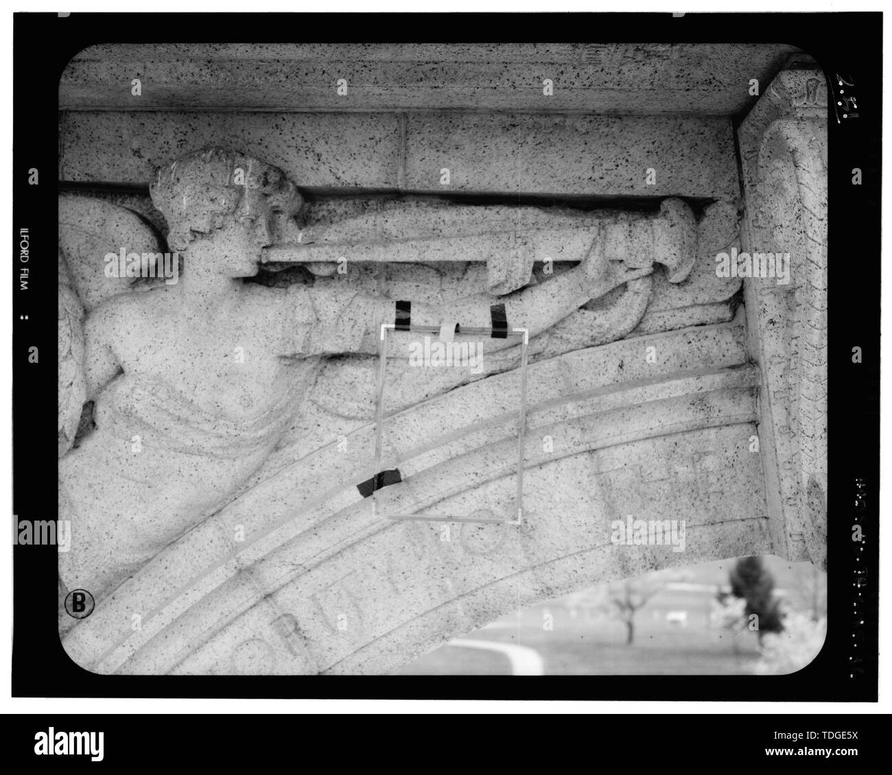 NORTHEAST ELEVATION, ANGEL ON LEFT SPANDREL - National Memorial Arch ...