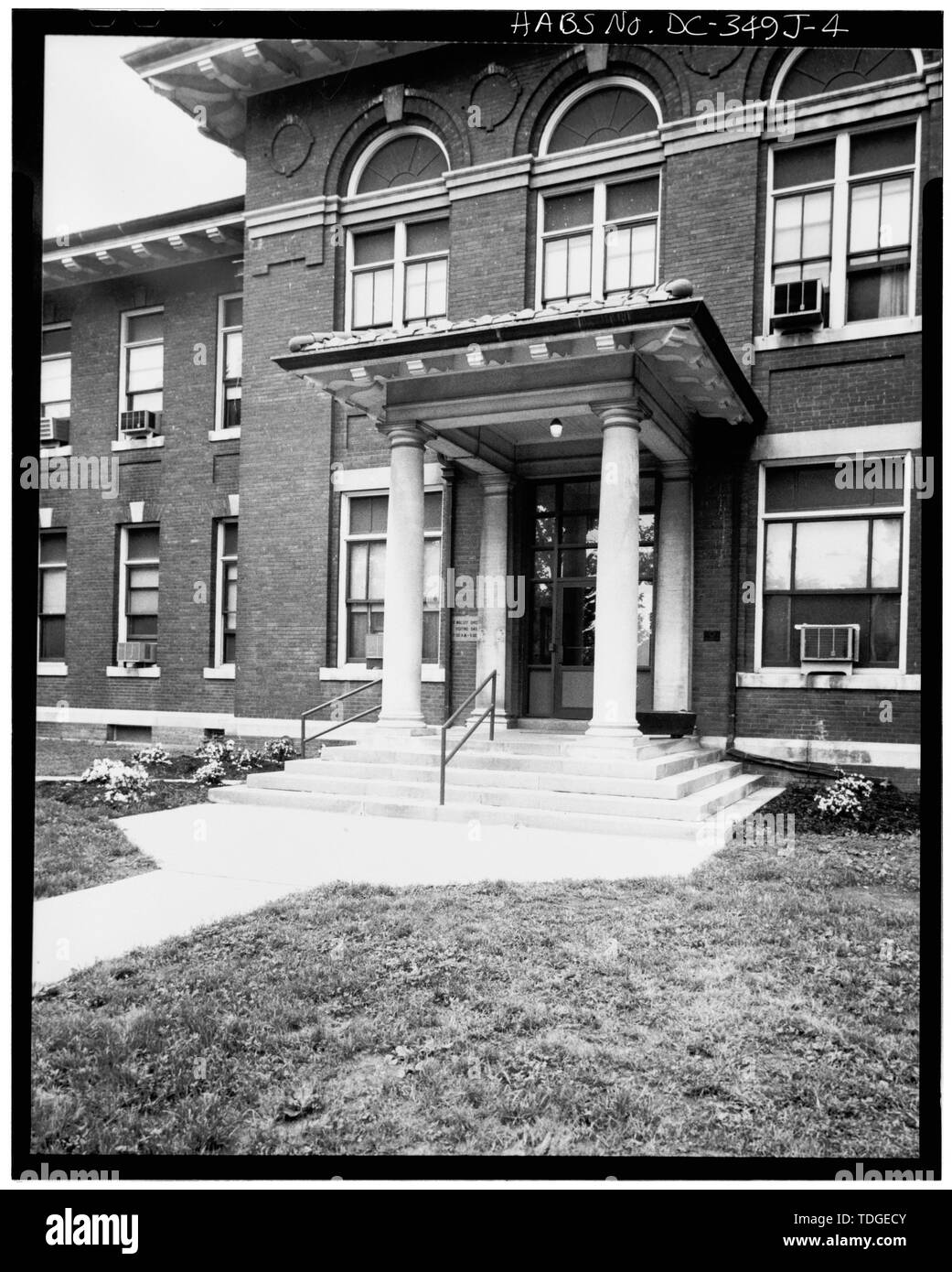 St elizabeth’s hospital washington Black and White Stock Photos ...