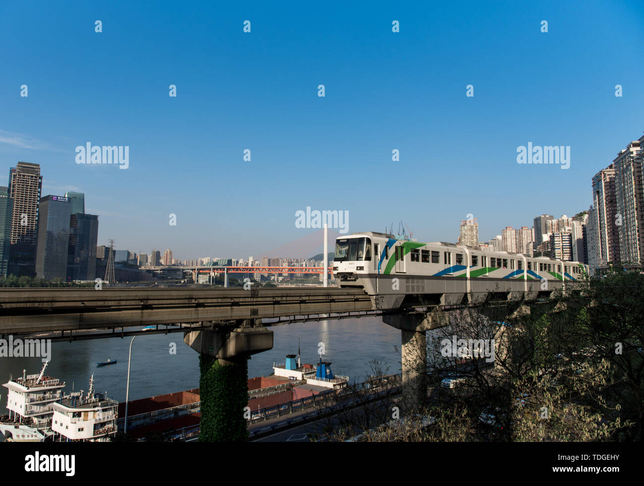Light rail viaduct hi-res stock photography and images - Alamy