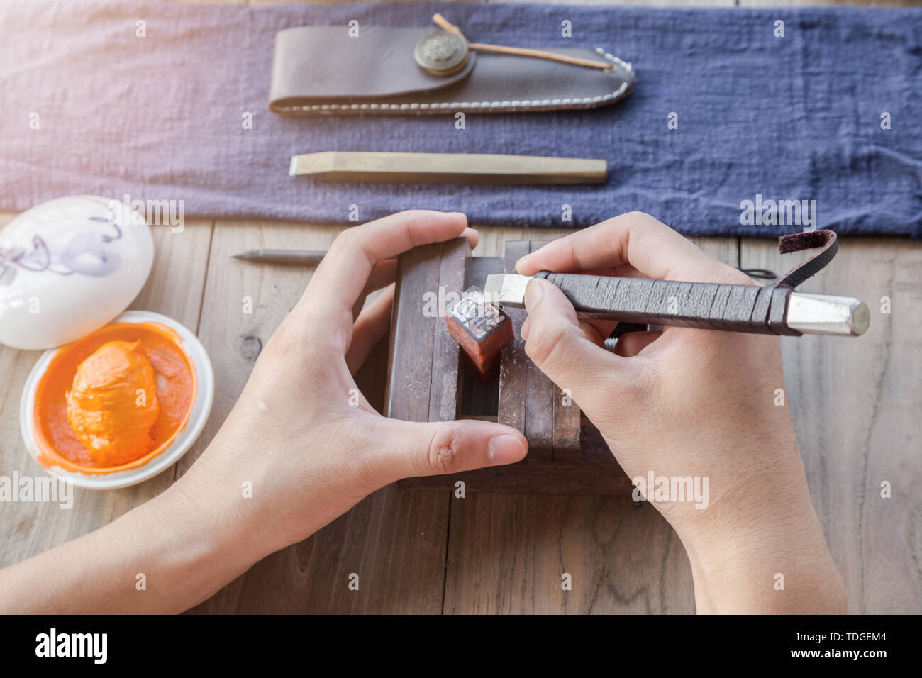 Seal cutting knife hi-res stock photography and images - Alamy