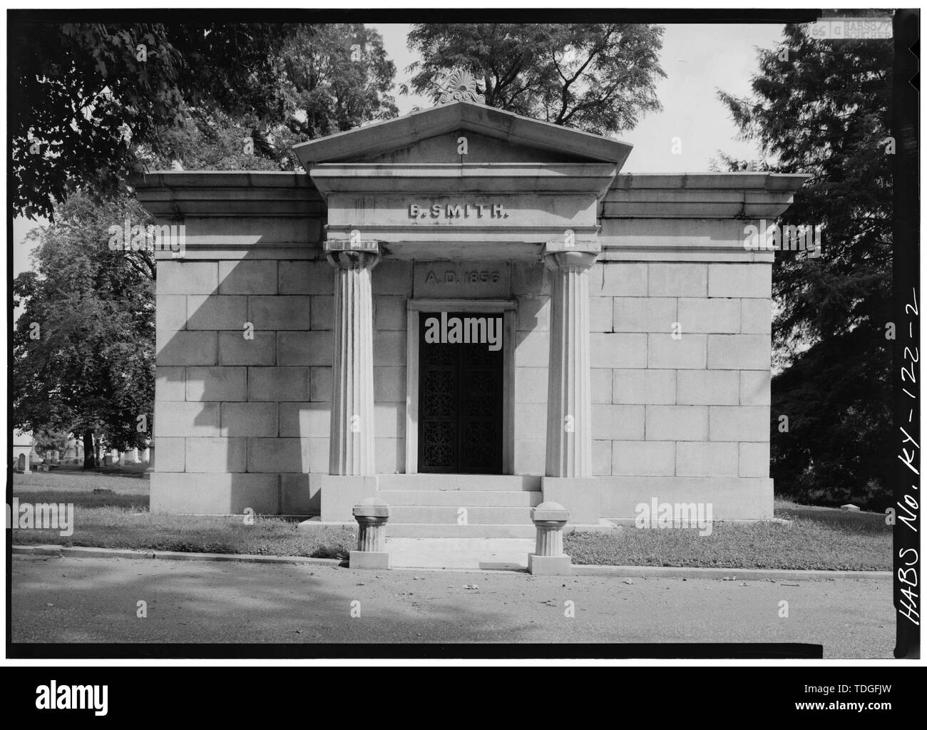 NORTHWEST (FRONT) ELEVATION - Cave Hill Cemetery, Ben Smith Mausoleum ...