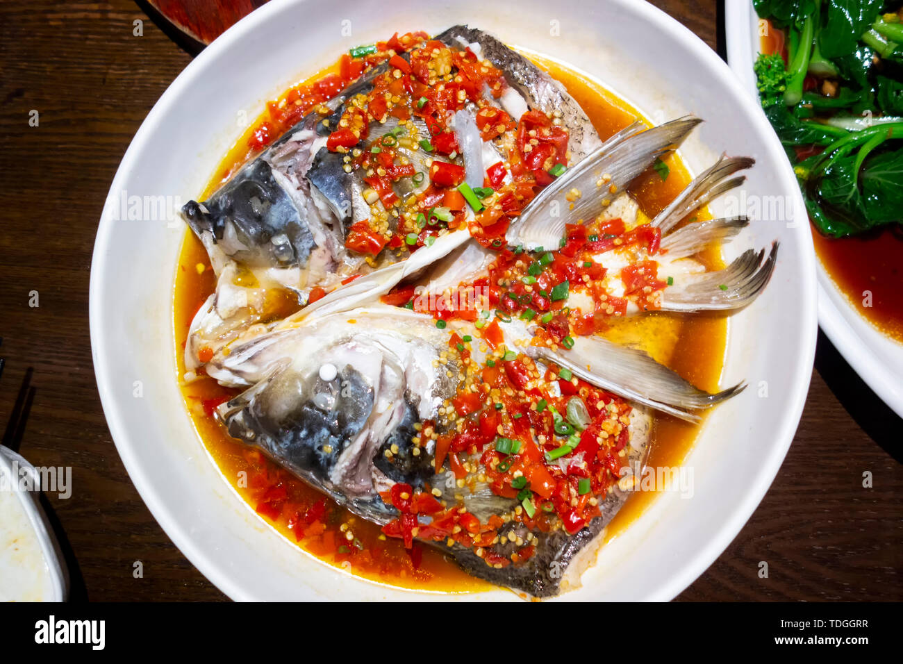 Fish head hi-res stock photography and images - Alamy