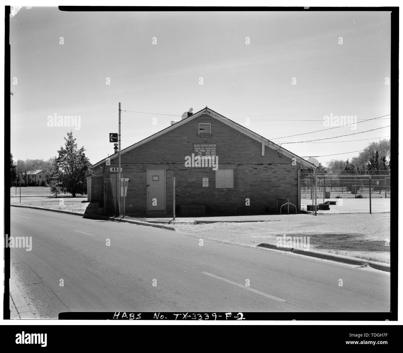 Cavalry building Black and White Stock Photos & Images - Alamy