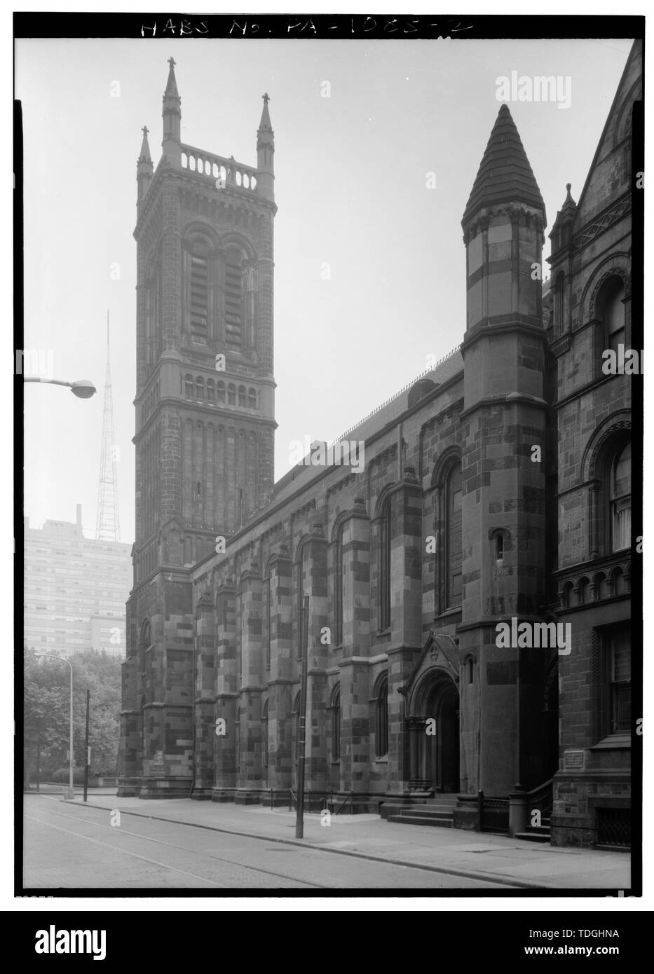 Church of the holy trinity philadelphia Black and White Stock Photos ...