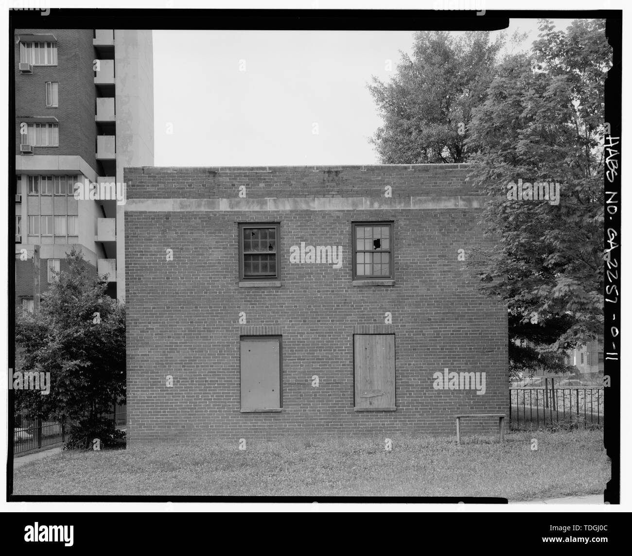 North side. - Techwood Homes, Building No. 12, 428-440 Lovejoy Street ...