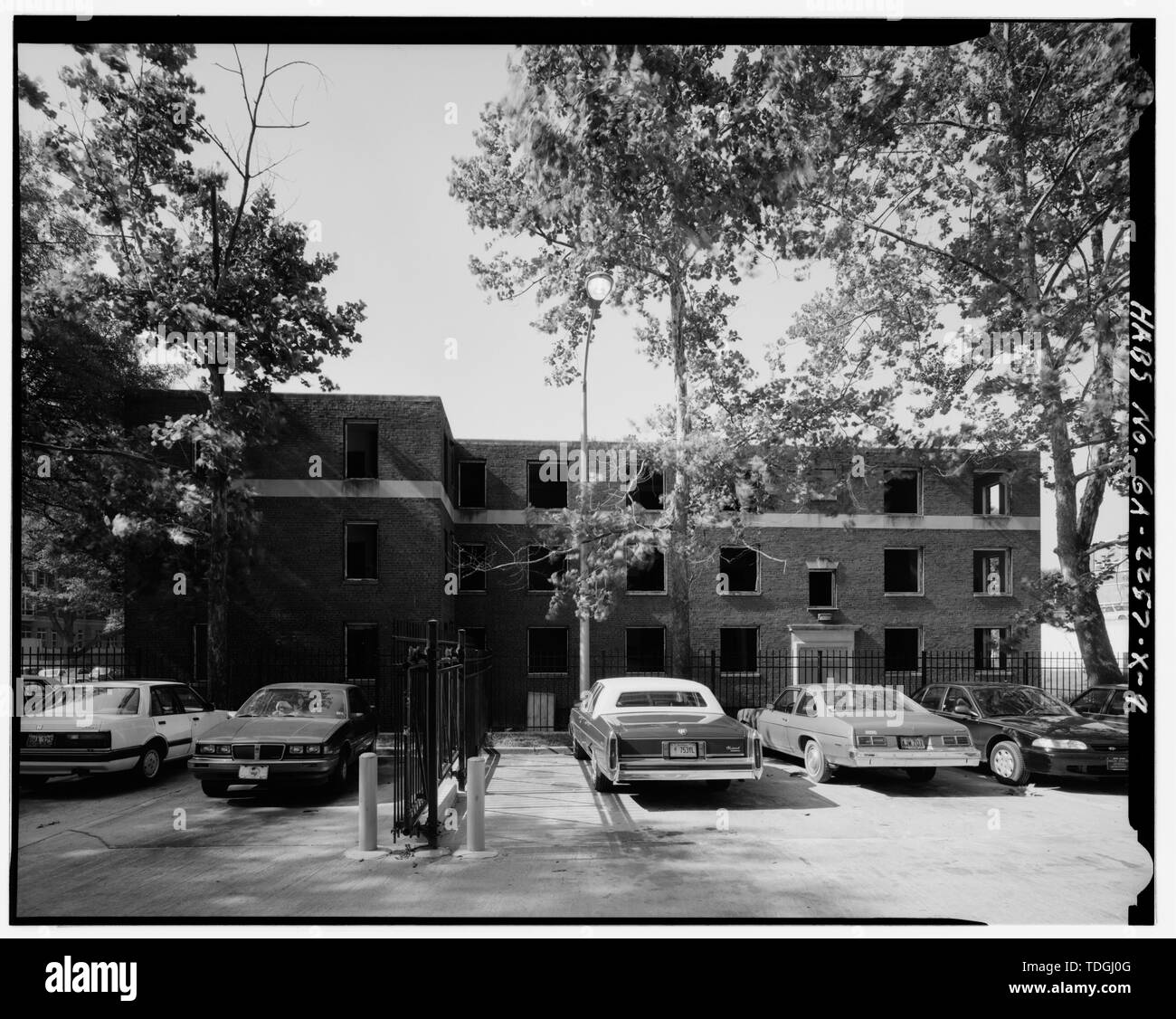 North side. - Techwood Homes, Building No. 20, 570-580 Techwood Drive ...