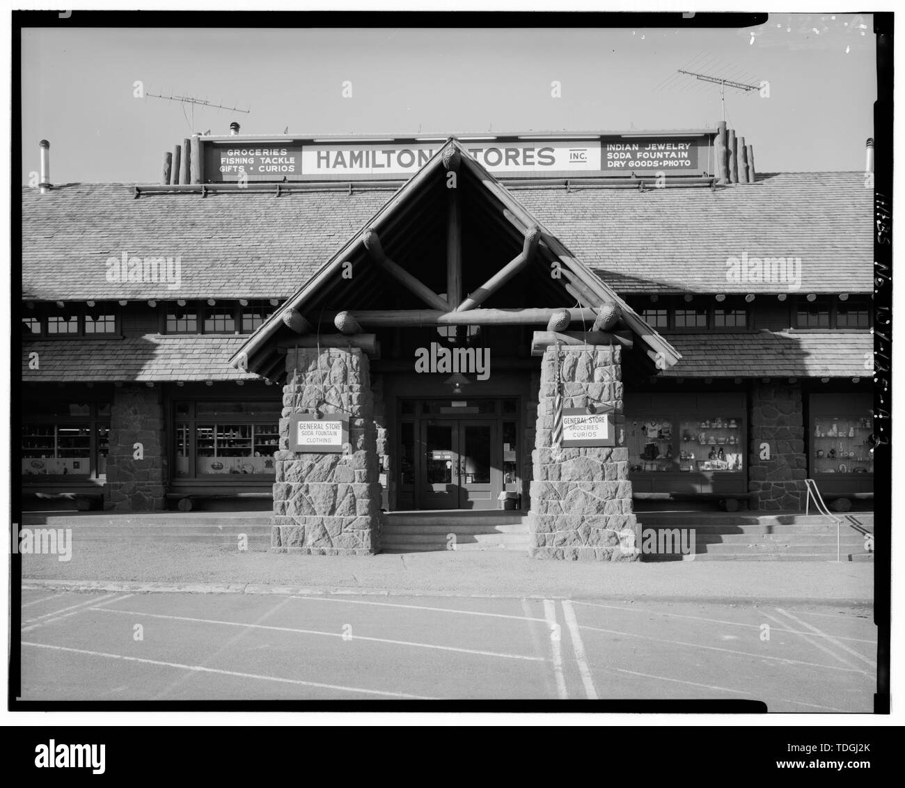 Old faithful lodge Black and White Stock Photos & Images - Alamy