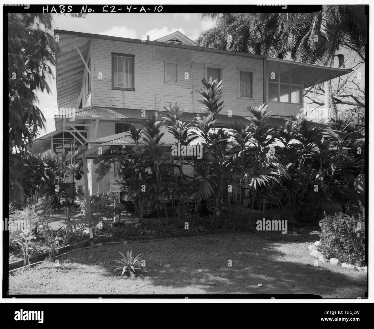 North side, facing south. - Quarry Heights, Officers' Quarters ...