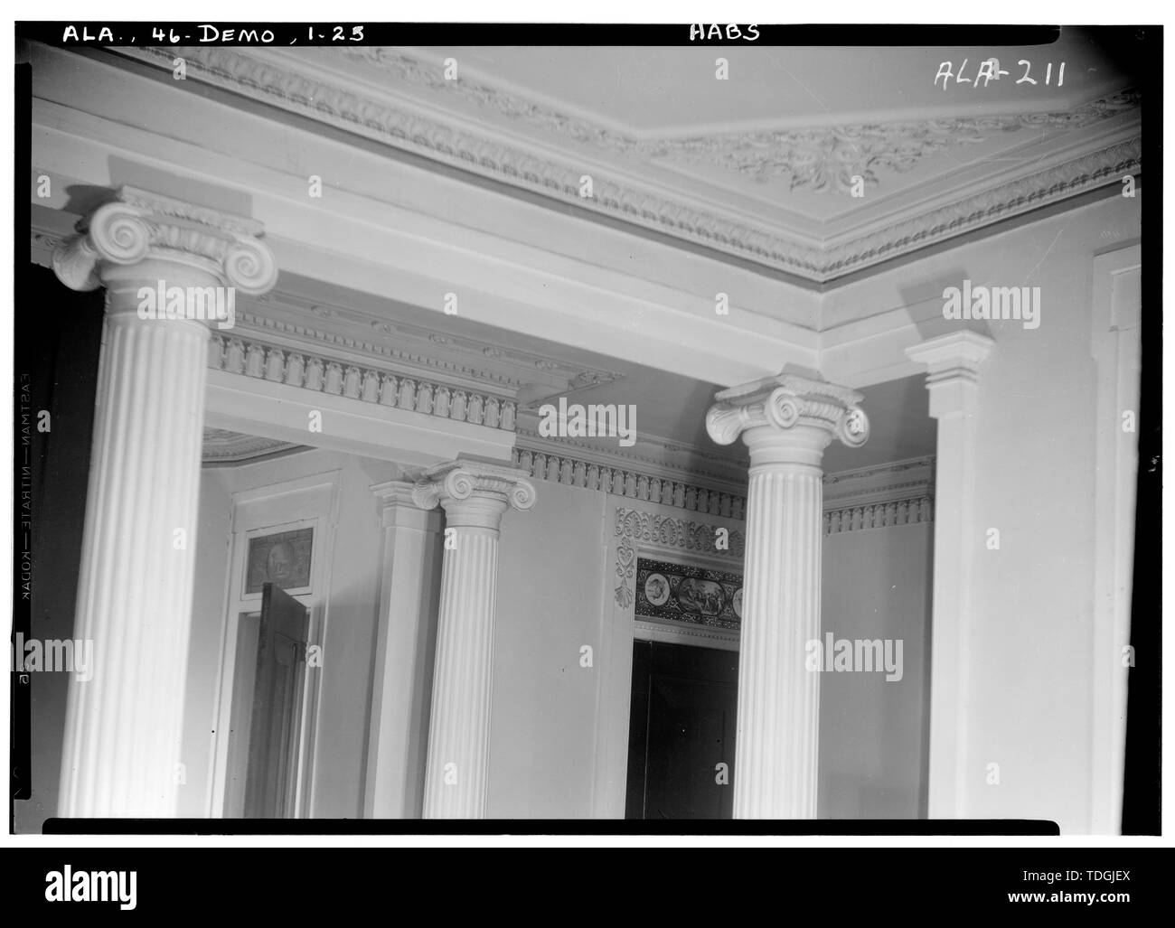 Column capitals Black and White Stock Photos & Images - Alamy