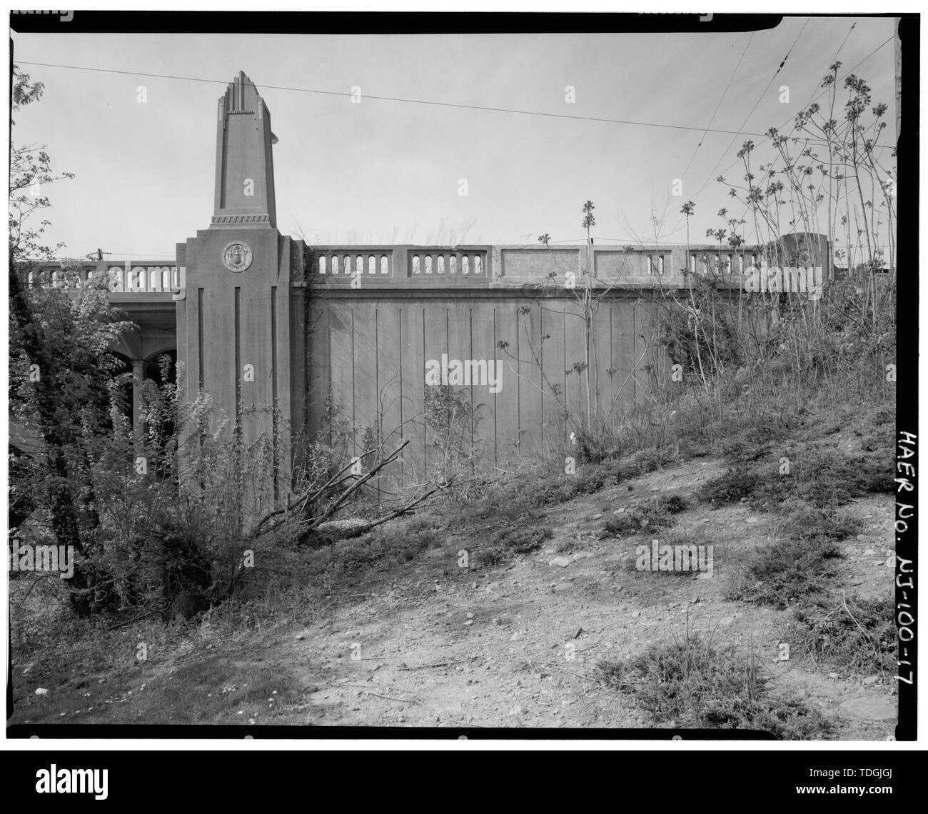 Northeast elevation, northwest abutment. View to southwest. - Passaic ...