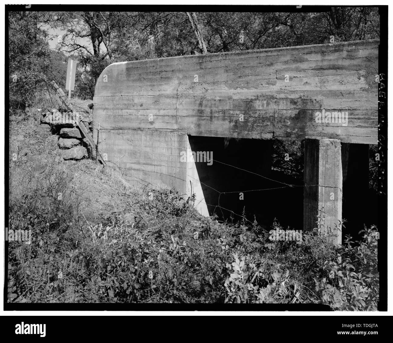 Rubble bed Black and White Stock Photos & Images - Alamy