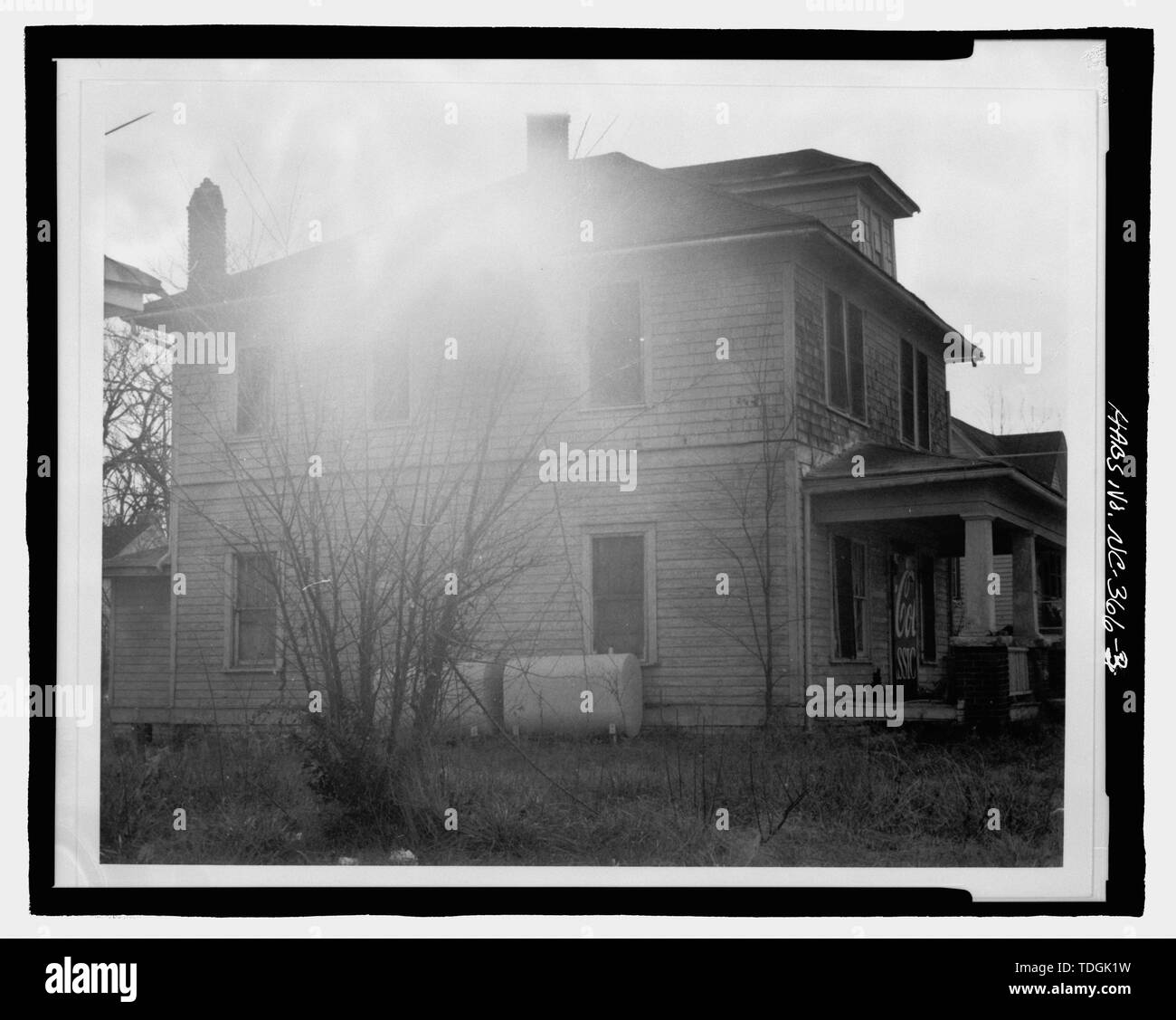 Northwest corner, facing southeast - 1002 Cleveland Street (House ...