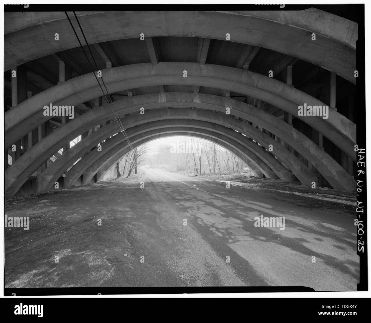 Northwest end span underside. View to southwest. - Passaic River Bridge ...