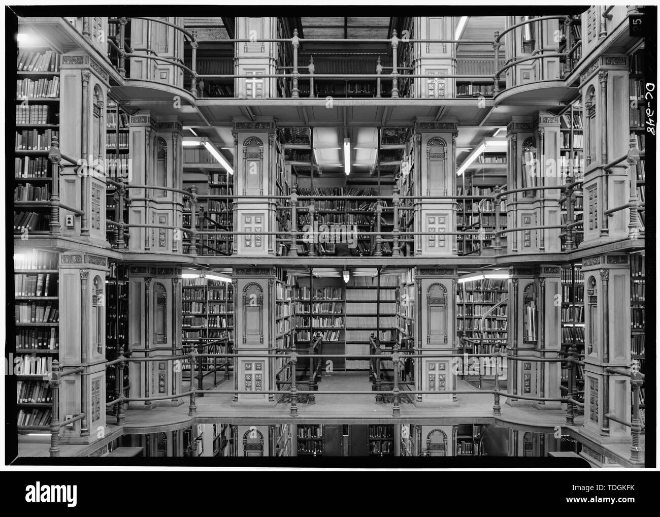 Riggs building hi-res stock photography and images - Alamy