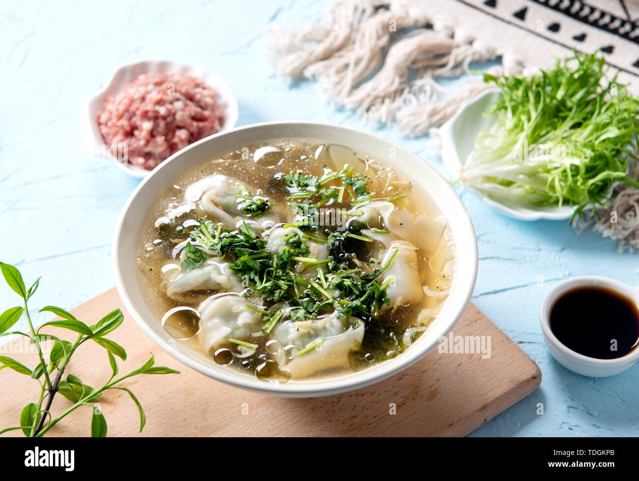 Shanghai Yunton little ravioli Stock Photo - Alamy