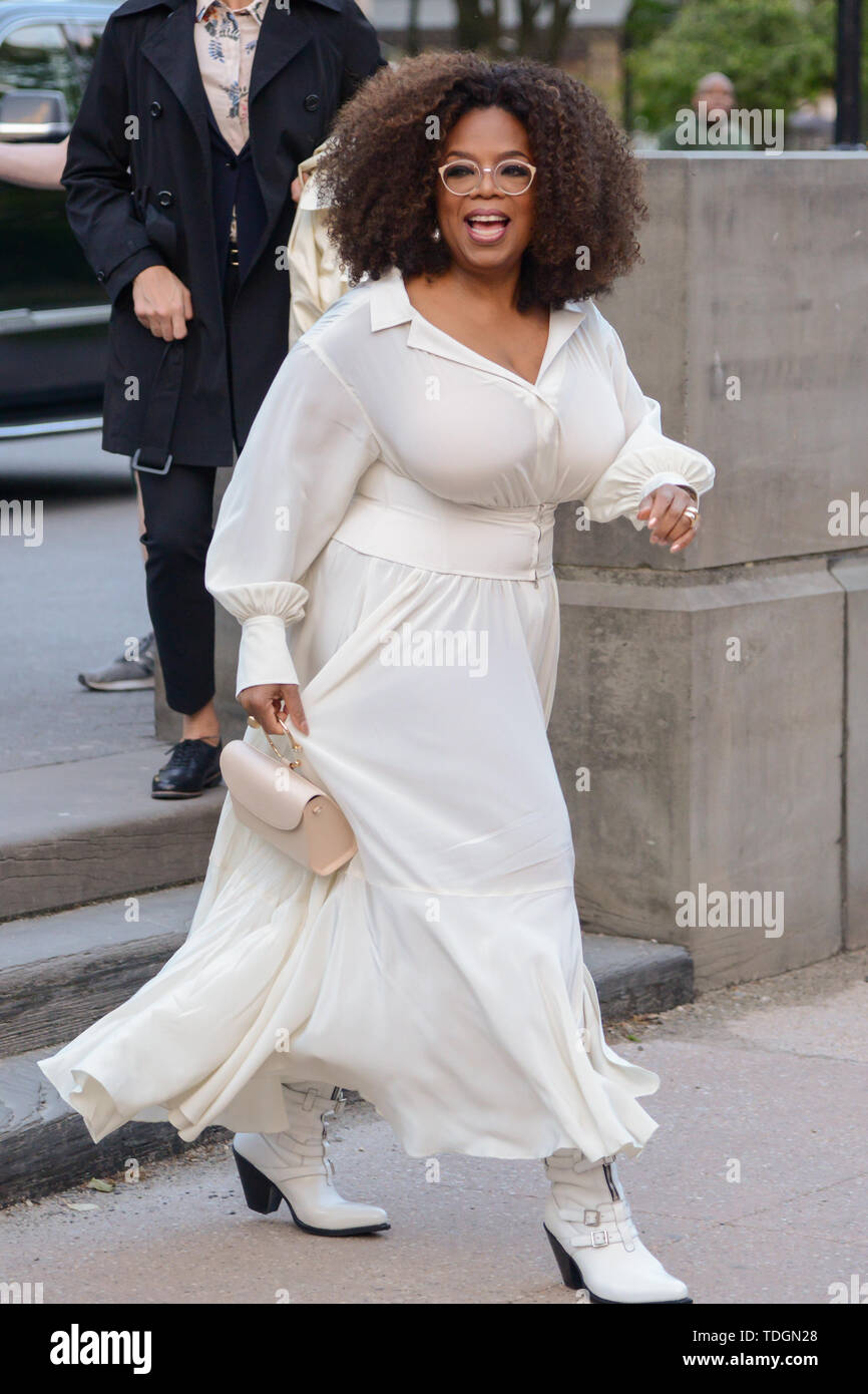 Oprah winfrey 2019 hi-res stock photography and images - Alamy