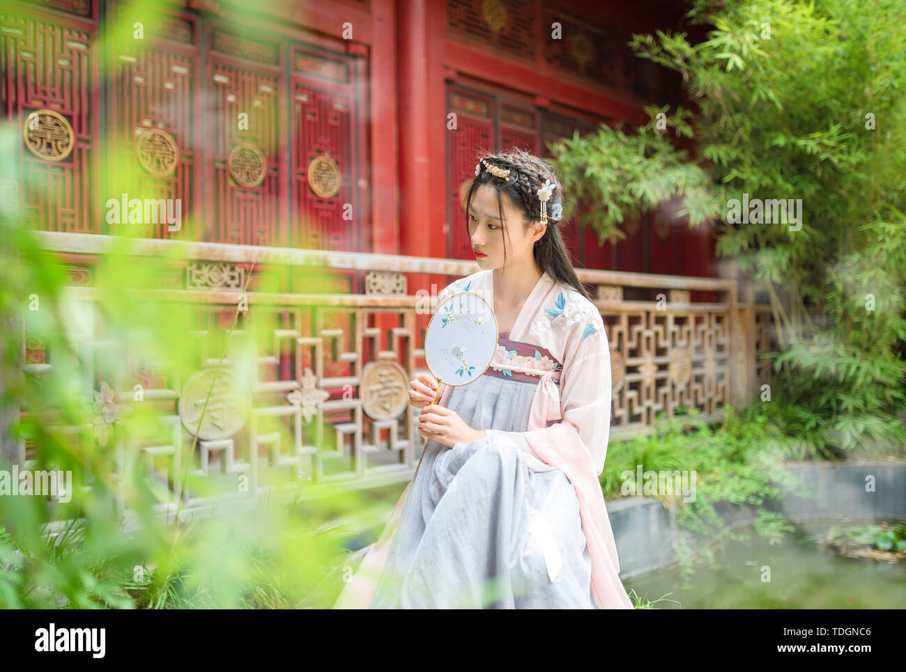 Han fu hi-res stock photography and images - Alamy