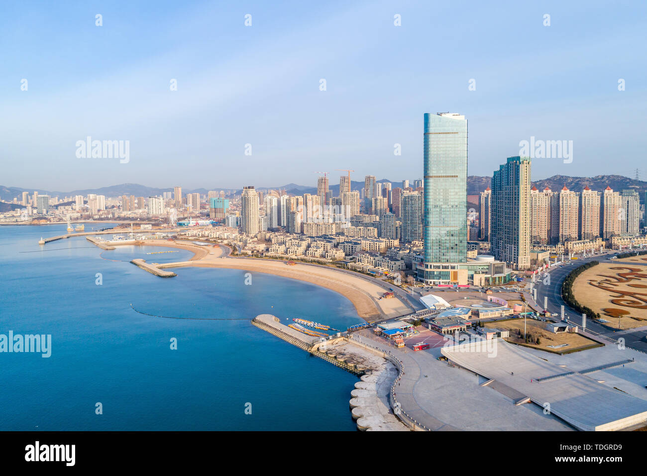 Grand Hyatt Hotel Dalian Stock Photo - Alamy