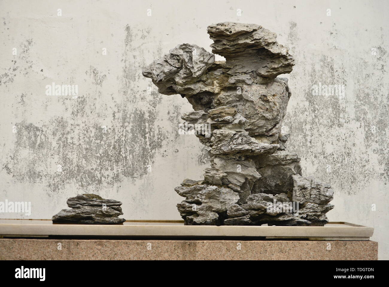 Taihu stone bonsai Stock Photo - Alamy