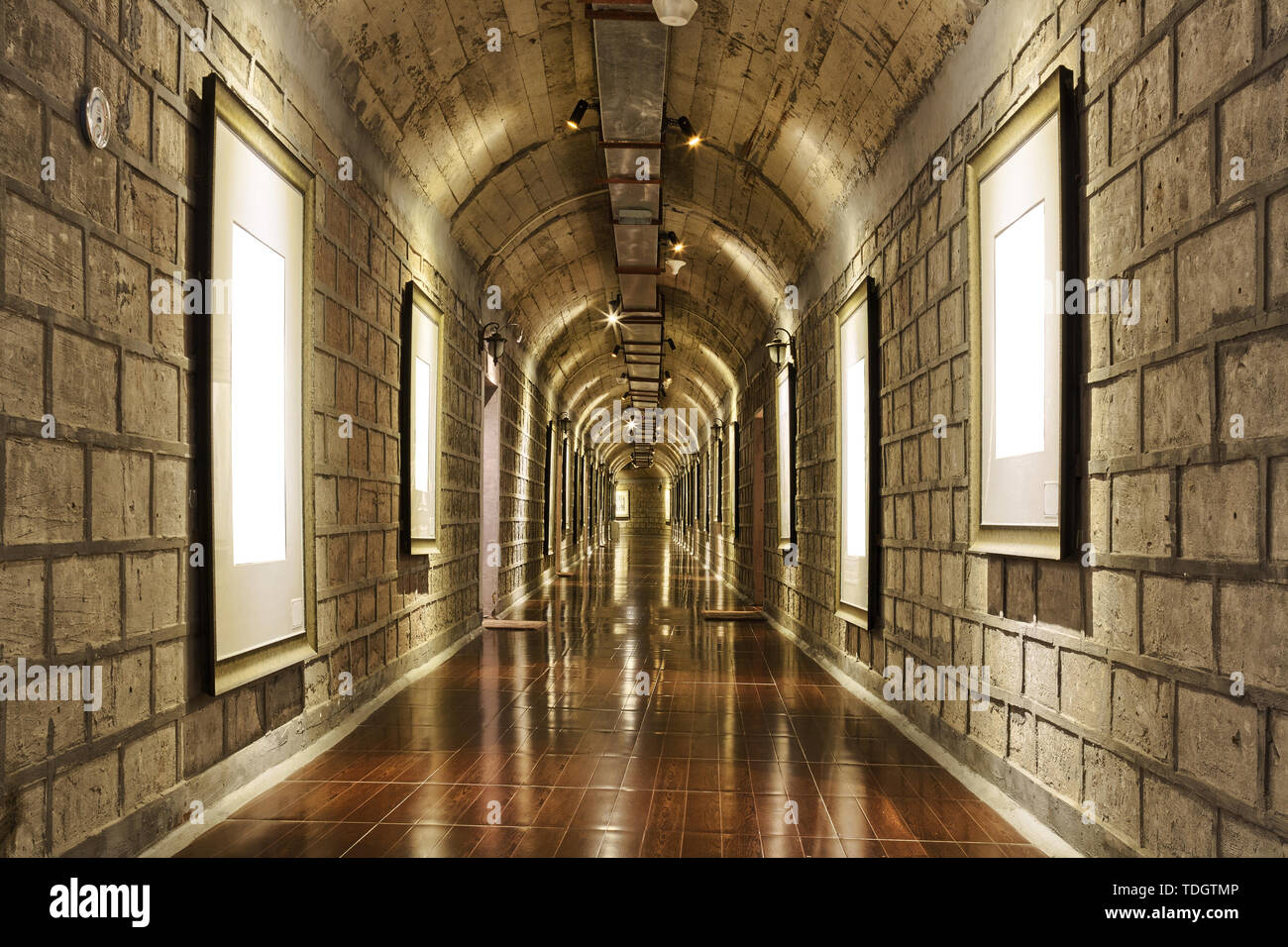 Winery corridor hi-res stock photography and images - Alamy