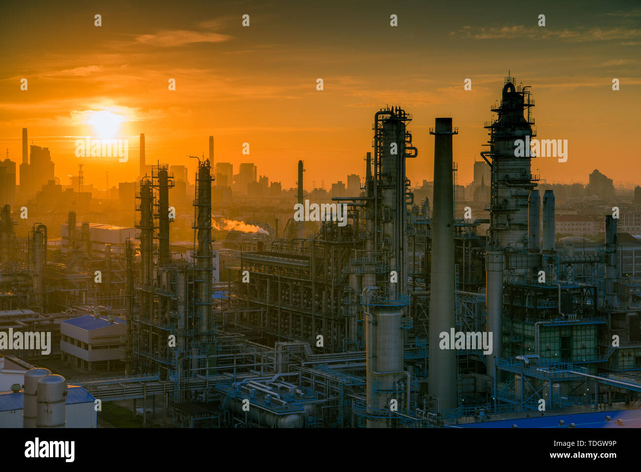 Modern chemical industry Stock Photo - Alamy