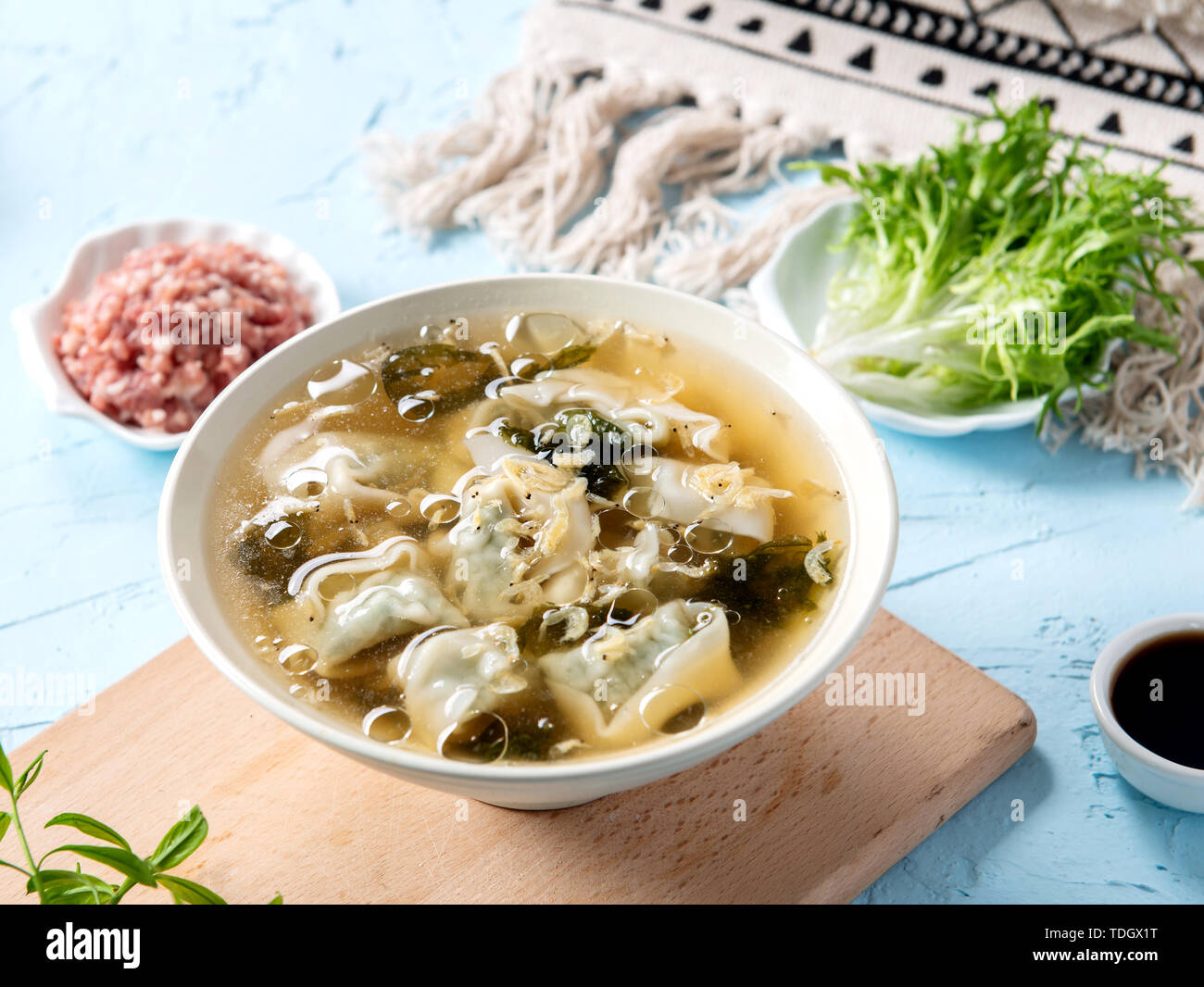 Shanghai Yunton little ravioli Stock Photo - Alamy