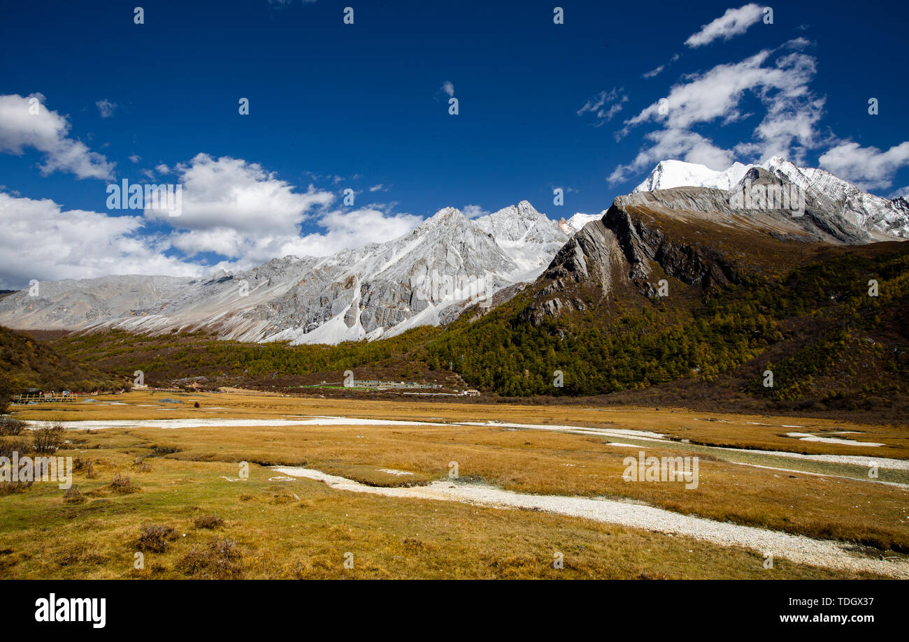 Rice City Aden Scenery, photographed in Taocheng Aden on October 16 ...